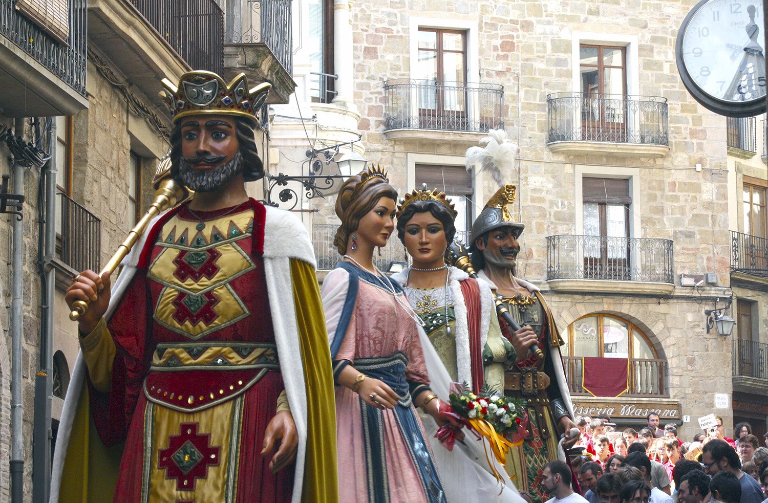 Solsona, un mundo de piedra y color