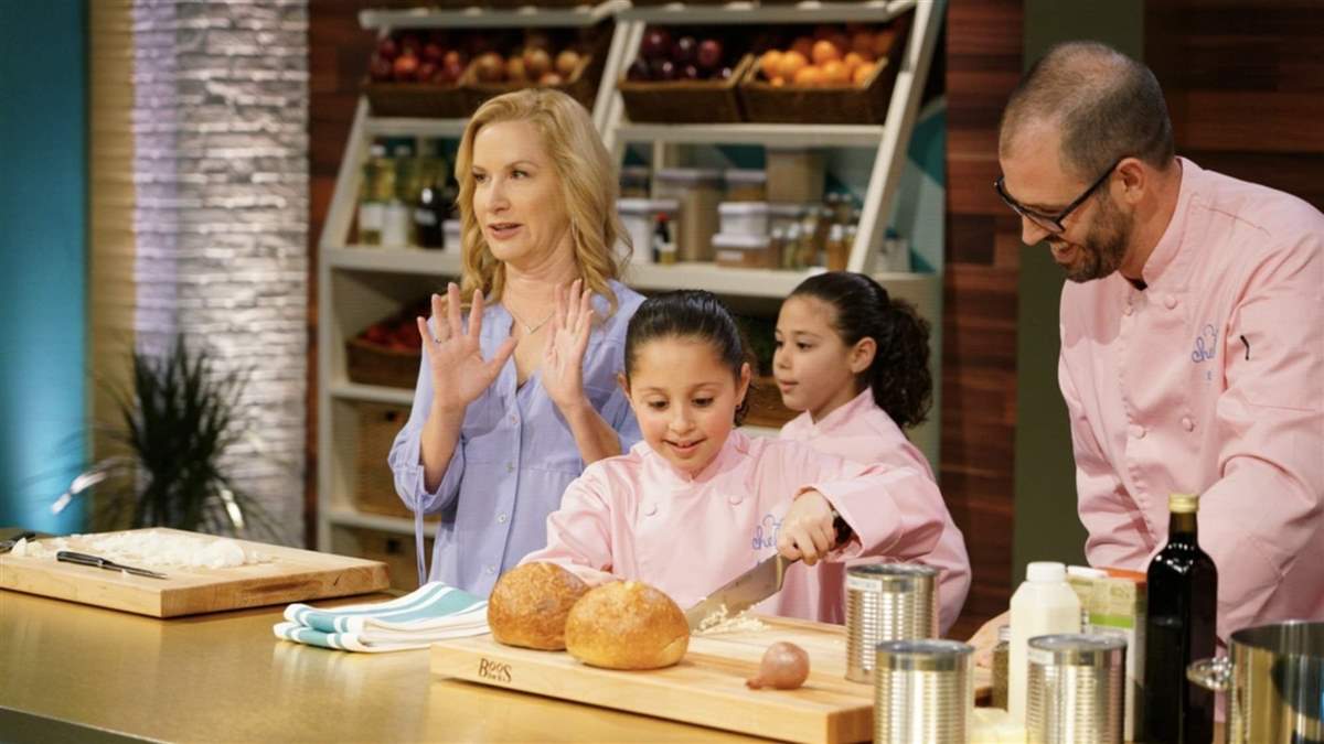 Diez series y documentales para comer con los ojos esta temporada