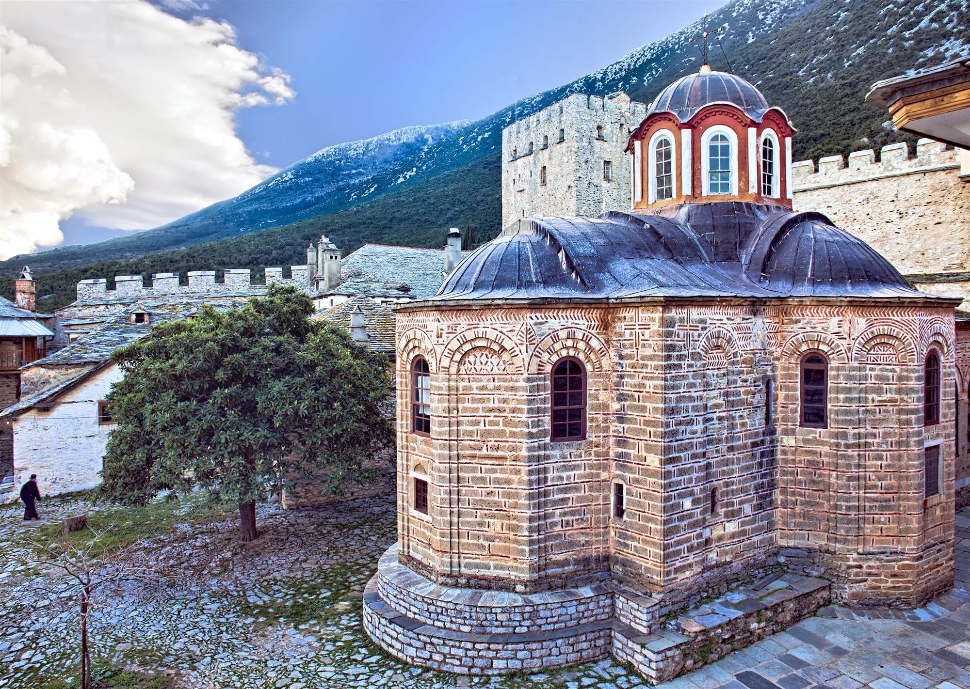 Dentro del Monte Athos, un mundo sin mujeres
