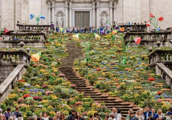 Girona Temps de Flors 2023: los 13 jardines y creaciones florales imprescindibles de esta edición