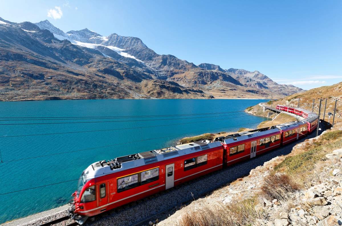Bernina Express, el tren panorámico más espectacular de Suiza