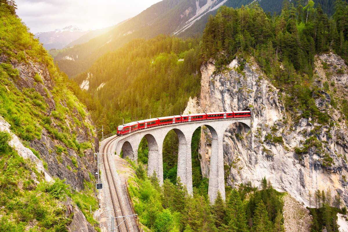 Bernina Express, el tren panorámico más espectacular de Suiza