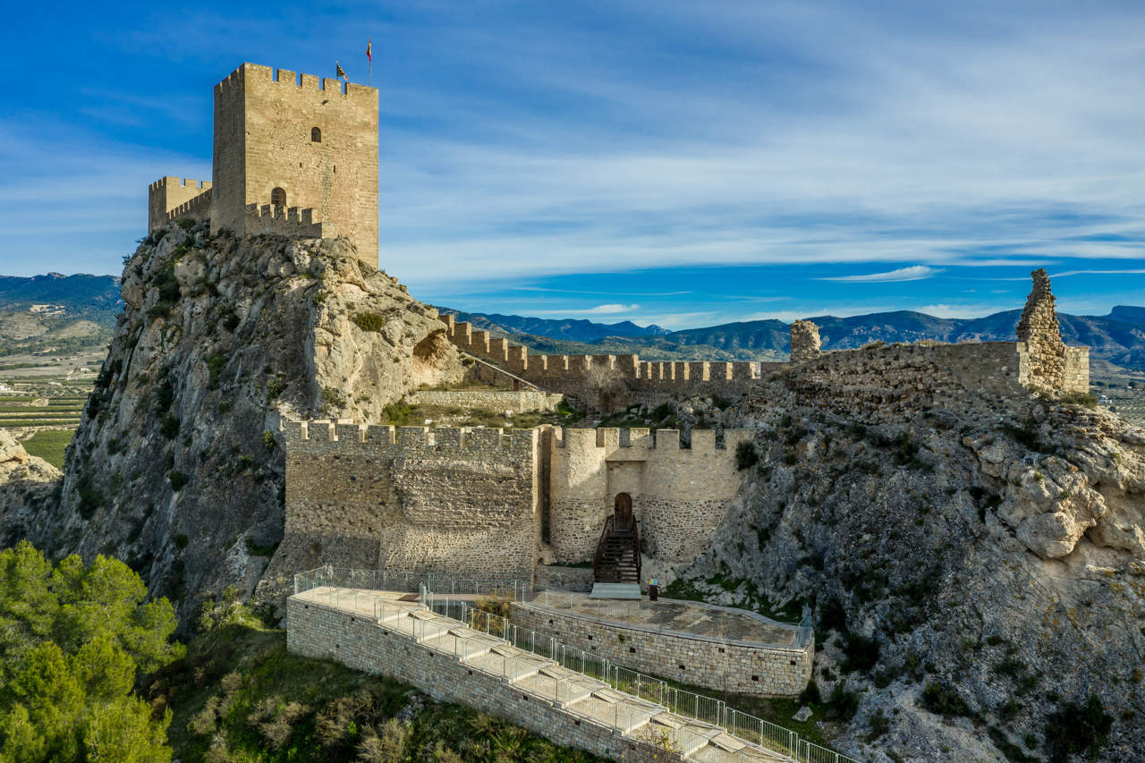 Los castillos más bonitos e impresionantes de Alicante