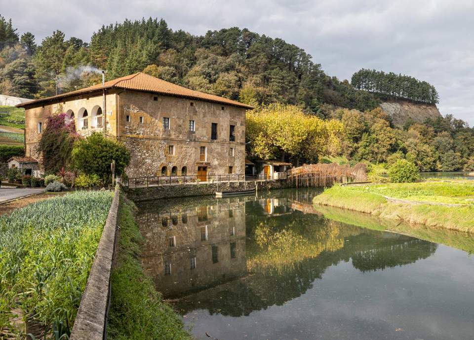 Los pueblos de la costa vasca donde mejor se come