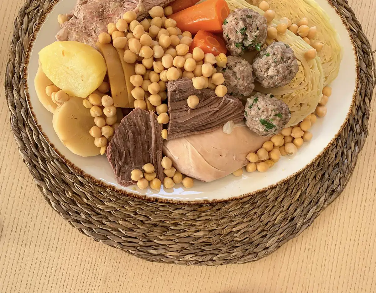 ¿Arroz o cocido? Así es el puchero, el plato navideño por excelencia de ...