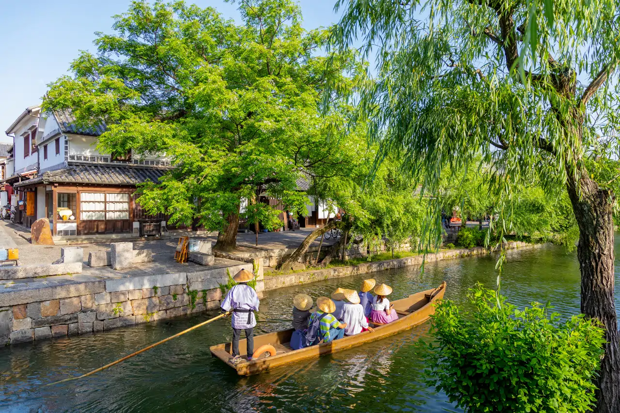 El pueblo de Japón que guarda a Monet y Picasso entre antiguos ...