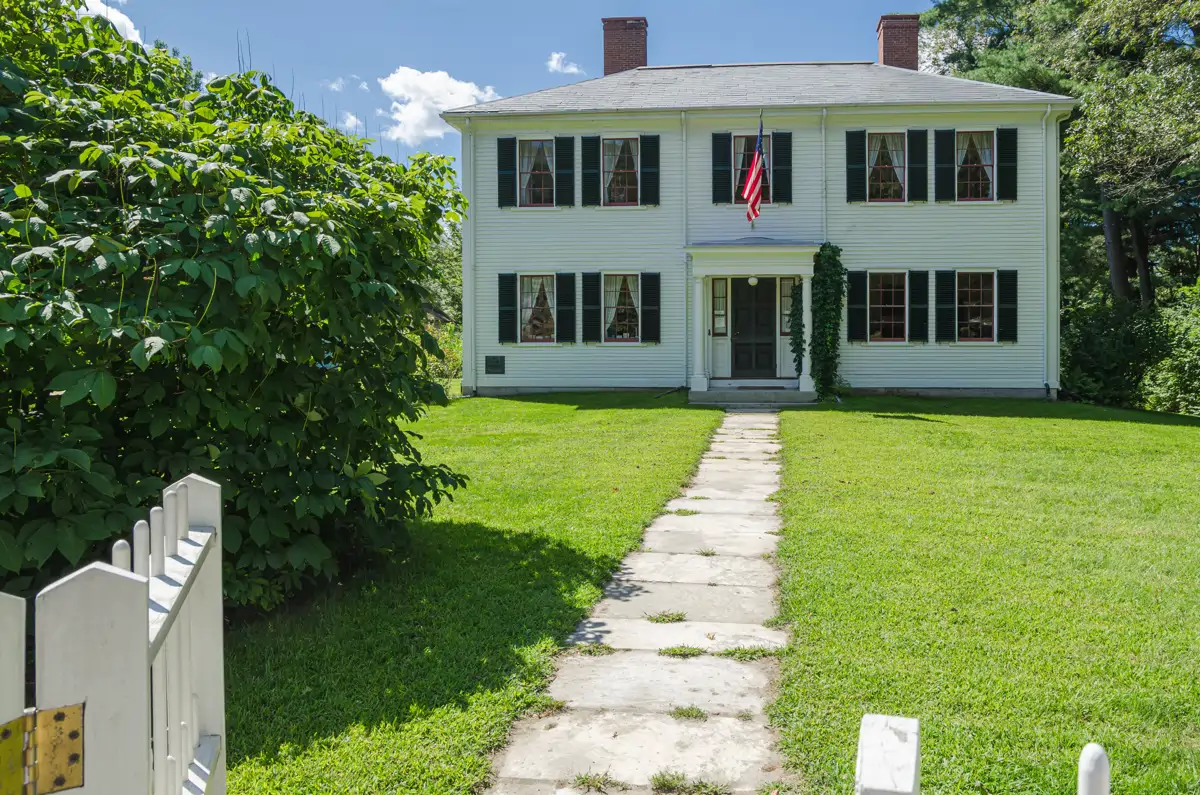 La casa de Ralph Waldo Emerson que vio nacer parte del pensamiento ...